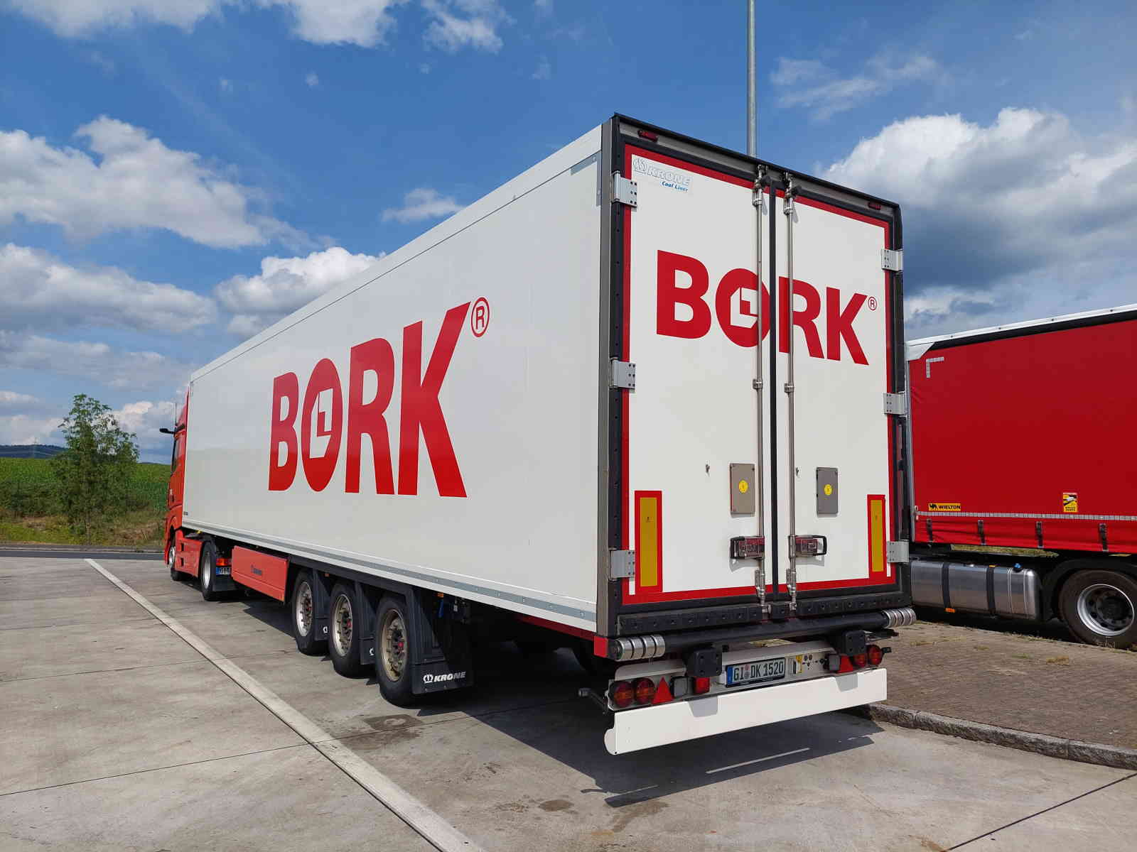 Baumaschinenbilder.de - Forum | Speditionen,Fuhrunternehmen und Firmenfuhrpark´s | Sped. Bork ...